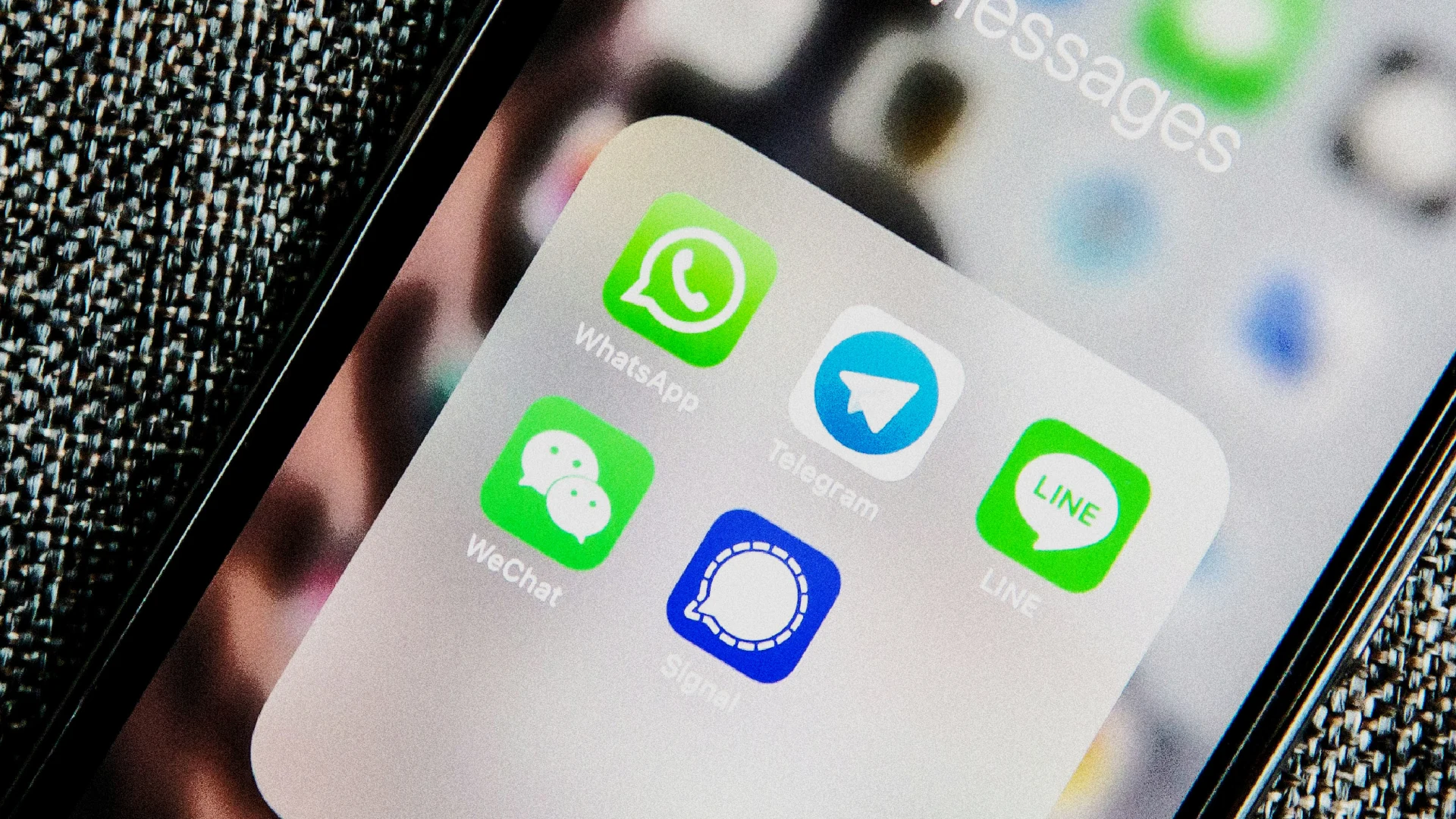WhatsApp’s new ad feature sparks backlash—and a golden opportunity for ...