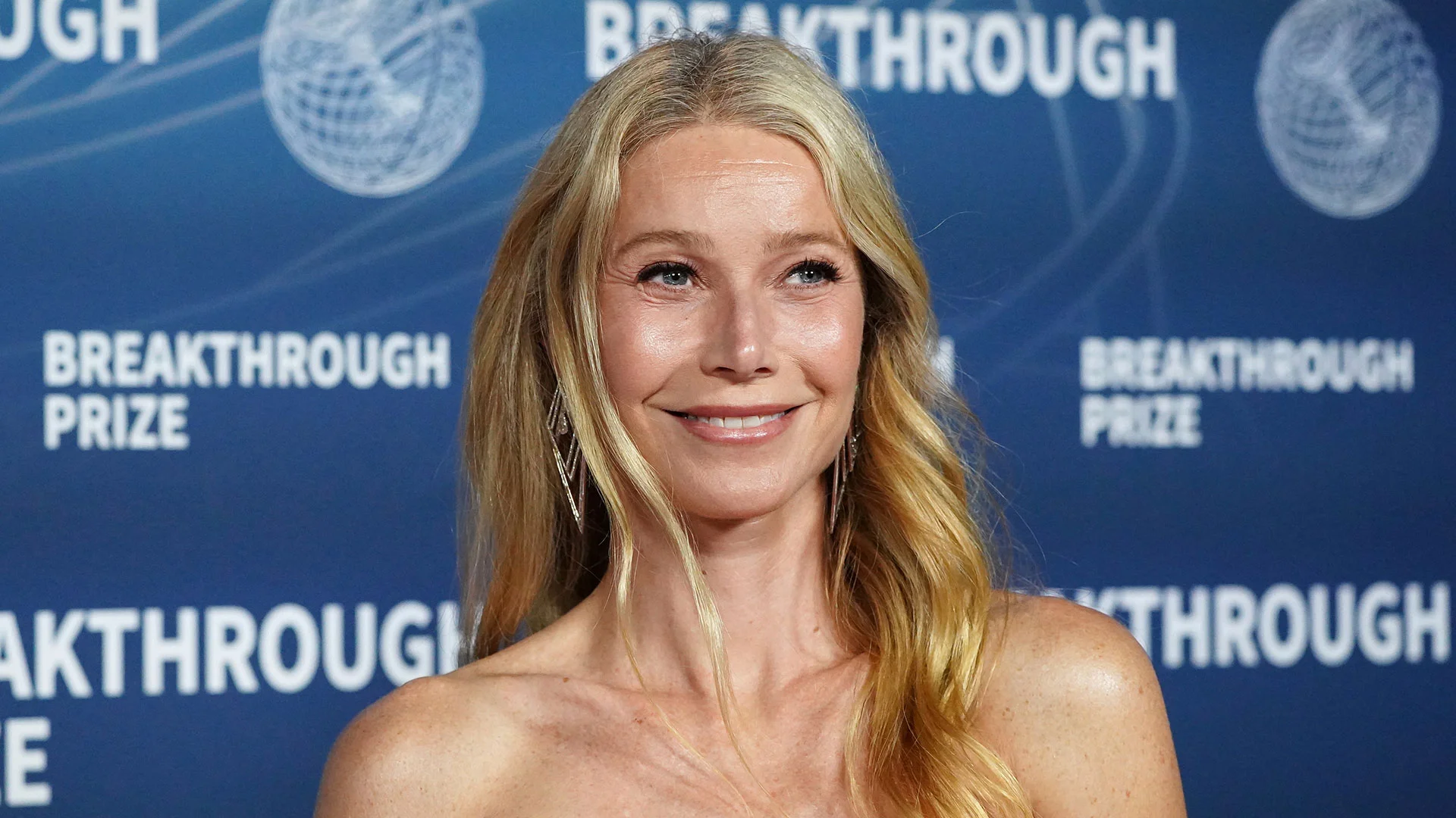 Gwyneth Paltrow hired by Astronomer after Coldplay KissCam scandal ...
