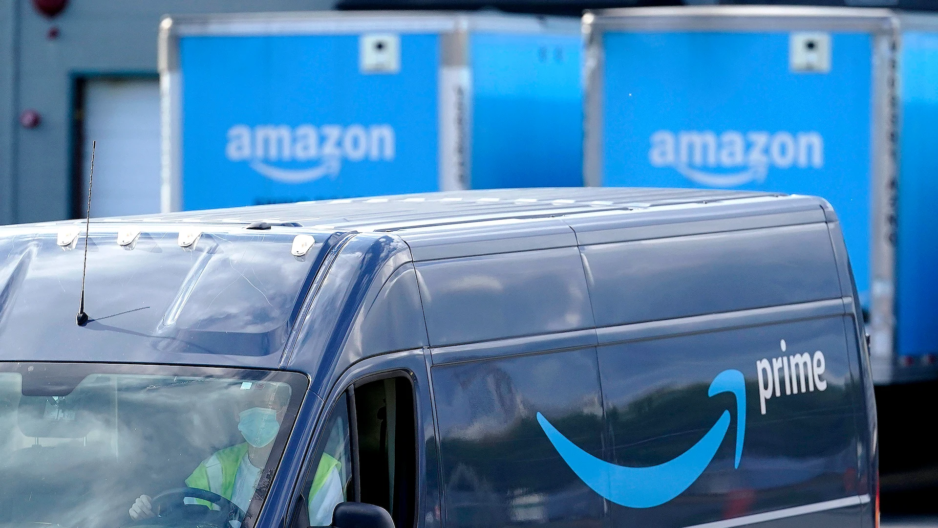 Amazon expands same-day perishable grocery delivery - Fast Company