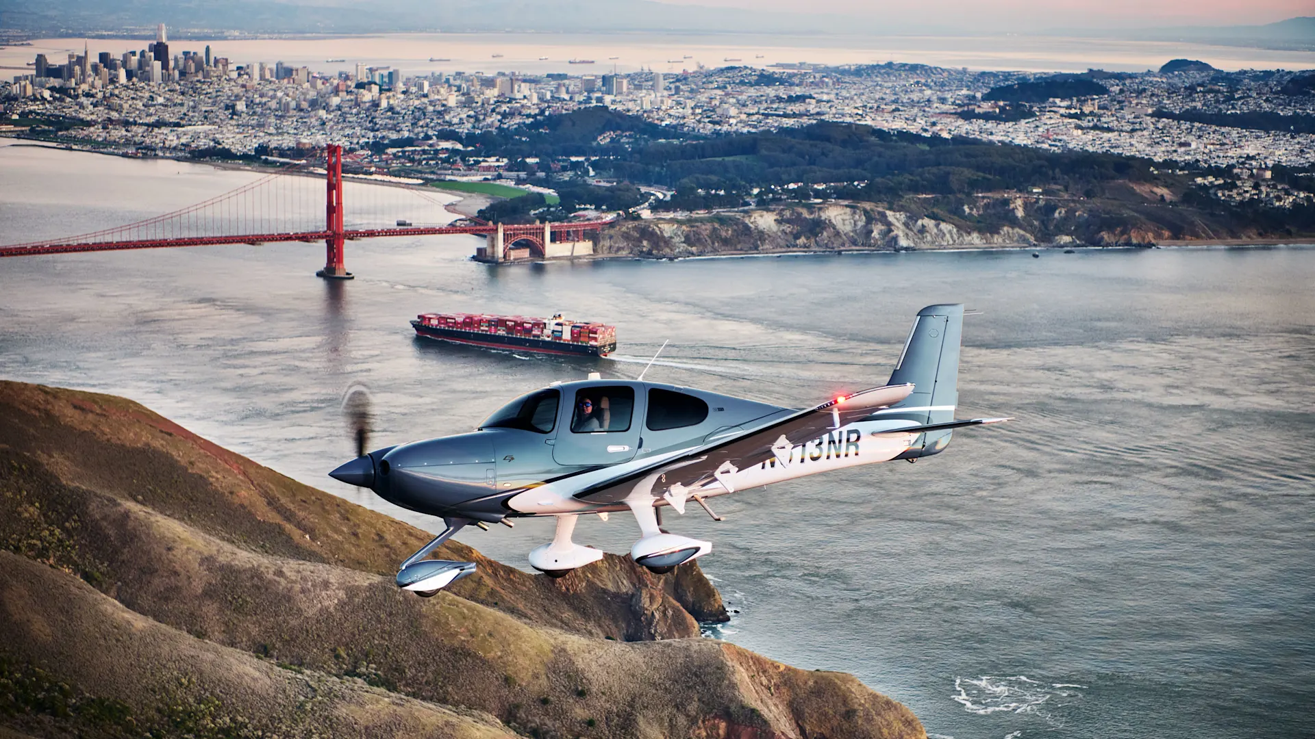 Will Cirrus' self-landing starter planes draw more new pilots? - Fast ...