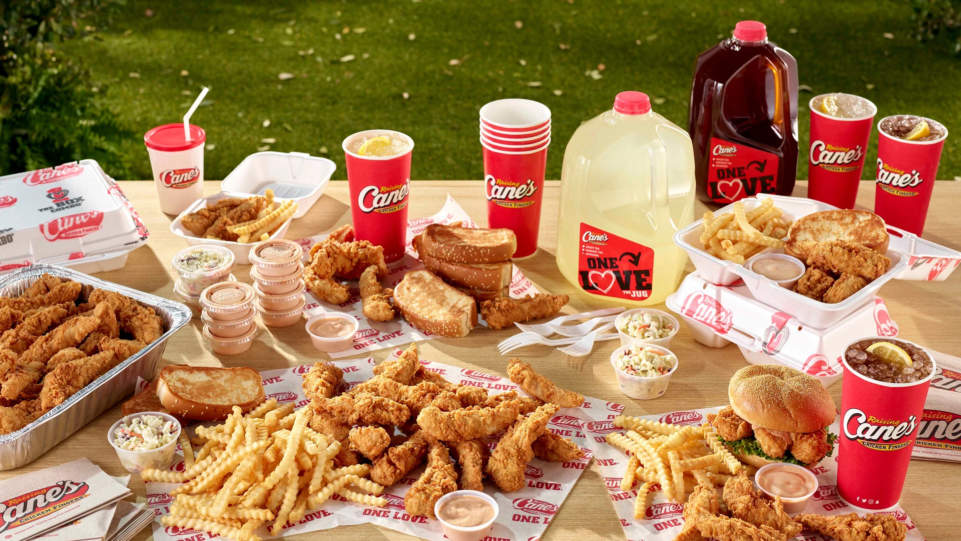 Raising Cane's Chicken Fingers is coming to London in expansion - Fast ...