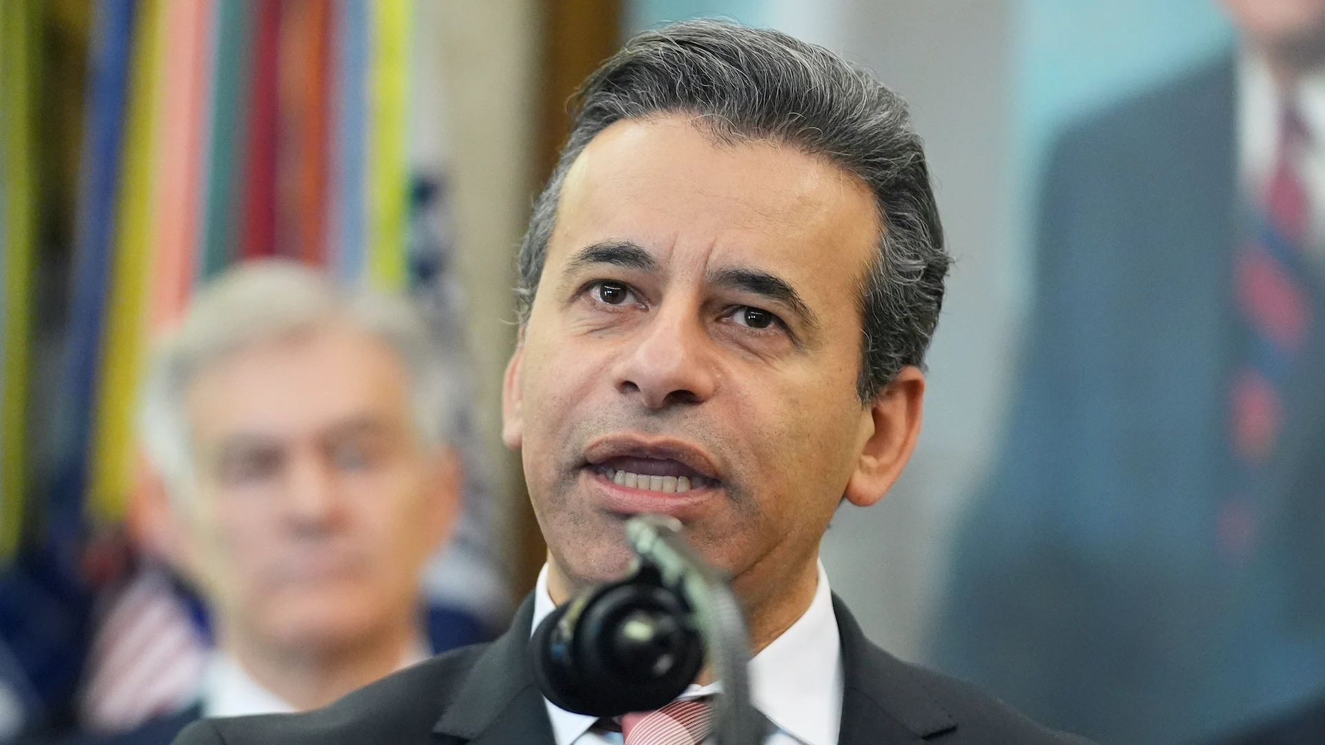 FDA removes warning from hormone-based menopause drugs - Fast Company