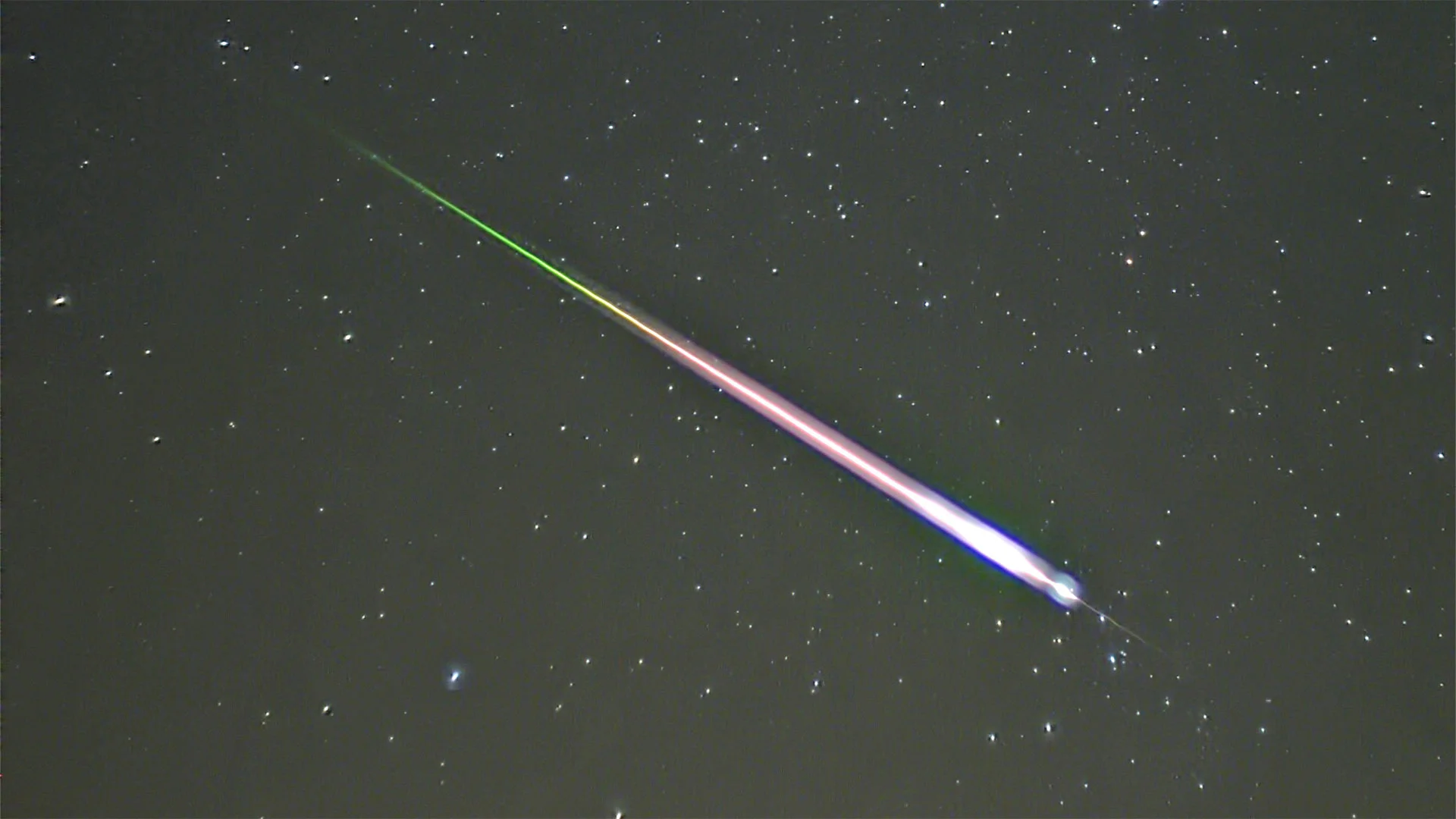 2025 Leonids peak: When, what time to see Leonid meteor shower tonight ...