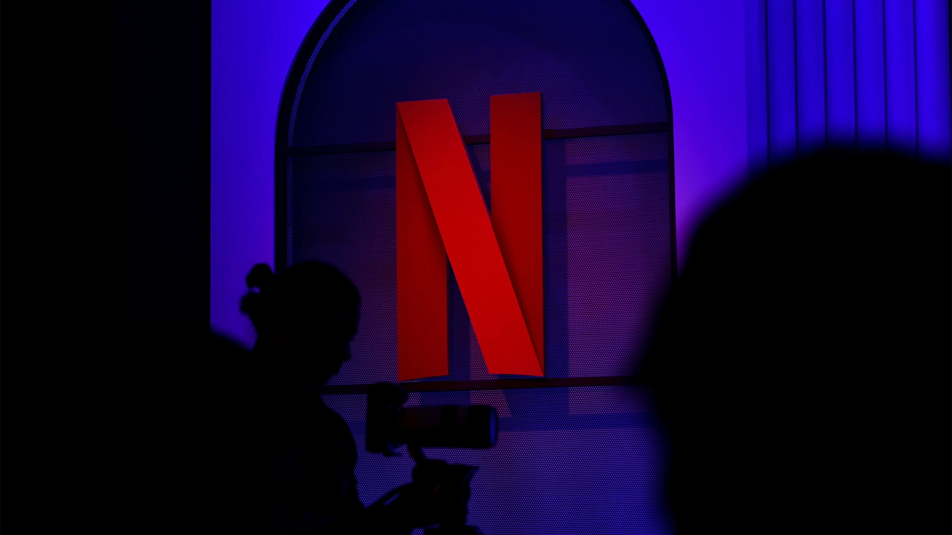 Netflix stock split today: Why are shares so 'low'? Don't panic - Fast ...