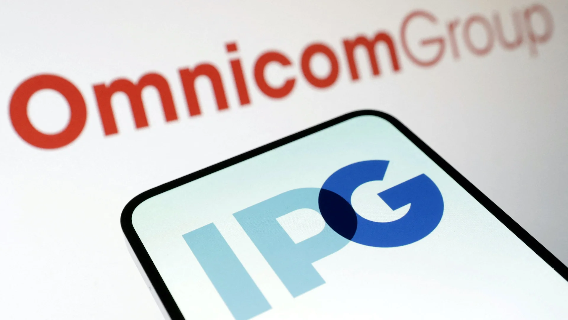 Omnicom to cut 4,000+ jobs, shutter legacy ad agencies - Fast Company