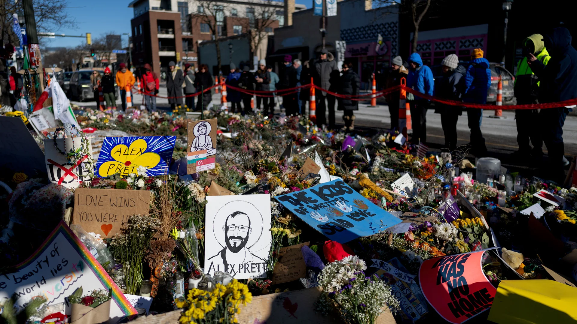 Tech workers call for CEOs to speak up against ICE after the killing of ...