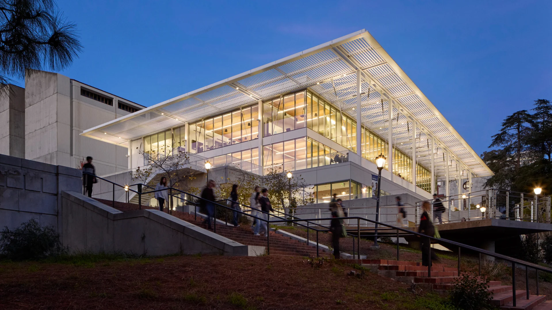 This Berkeley building can snap back into place after a major earthquake - Fast Company