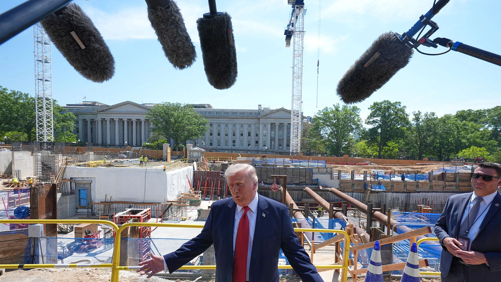 Republicans may abandon $1B for Trump's ballroom - Fast Company