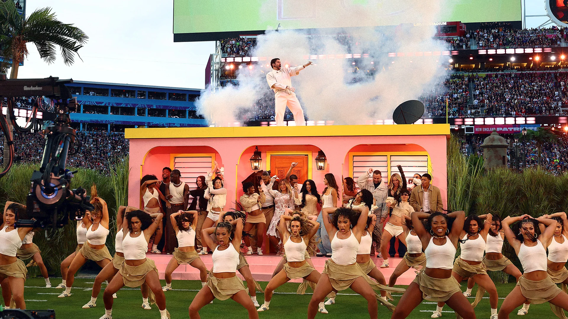 Bad Bunny’s little pink house is causing all sorts of trouble - Fast ...