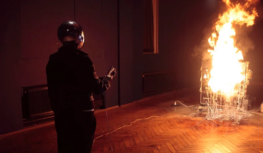 Pyro Sculptor Coaxes Fire Like A Superhero, Using Gestural Controls ...