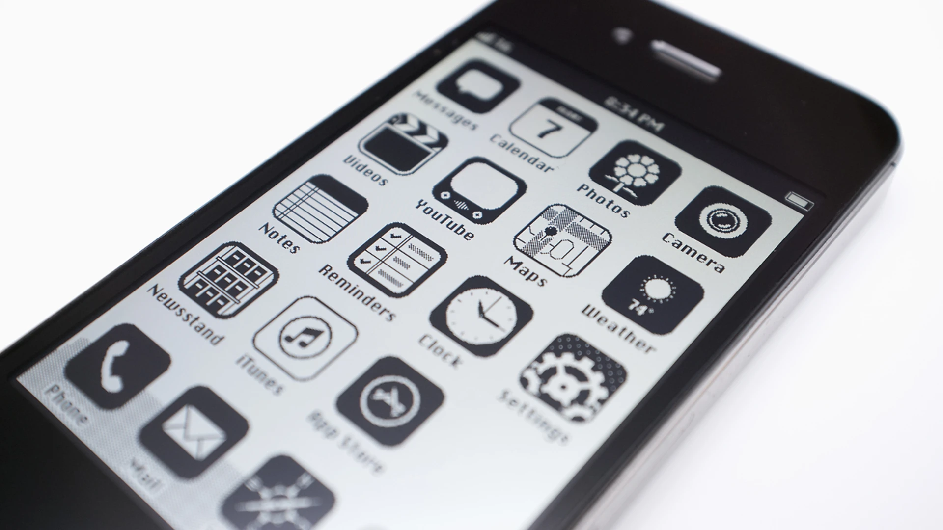 Even Better Than iPhone 5: An iPhone With The 1986 Mac OS - Fast Company