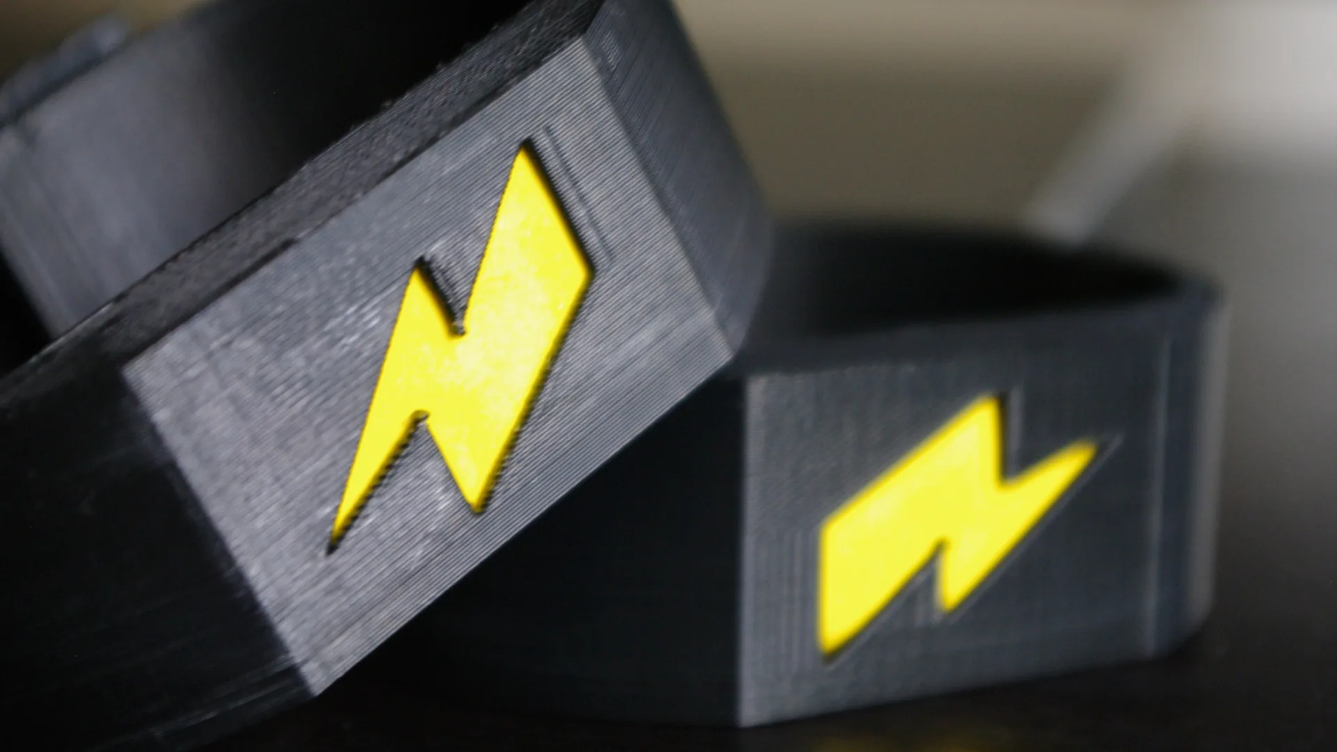 This Cruel Pavlok Bracelet Shocks You To Exercise - Fast Company