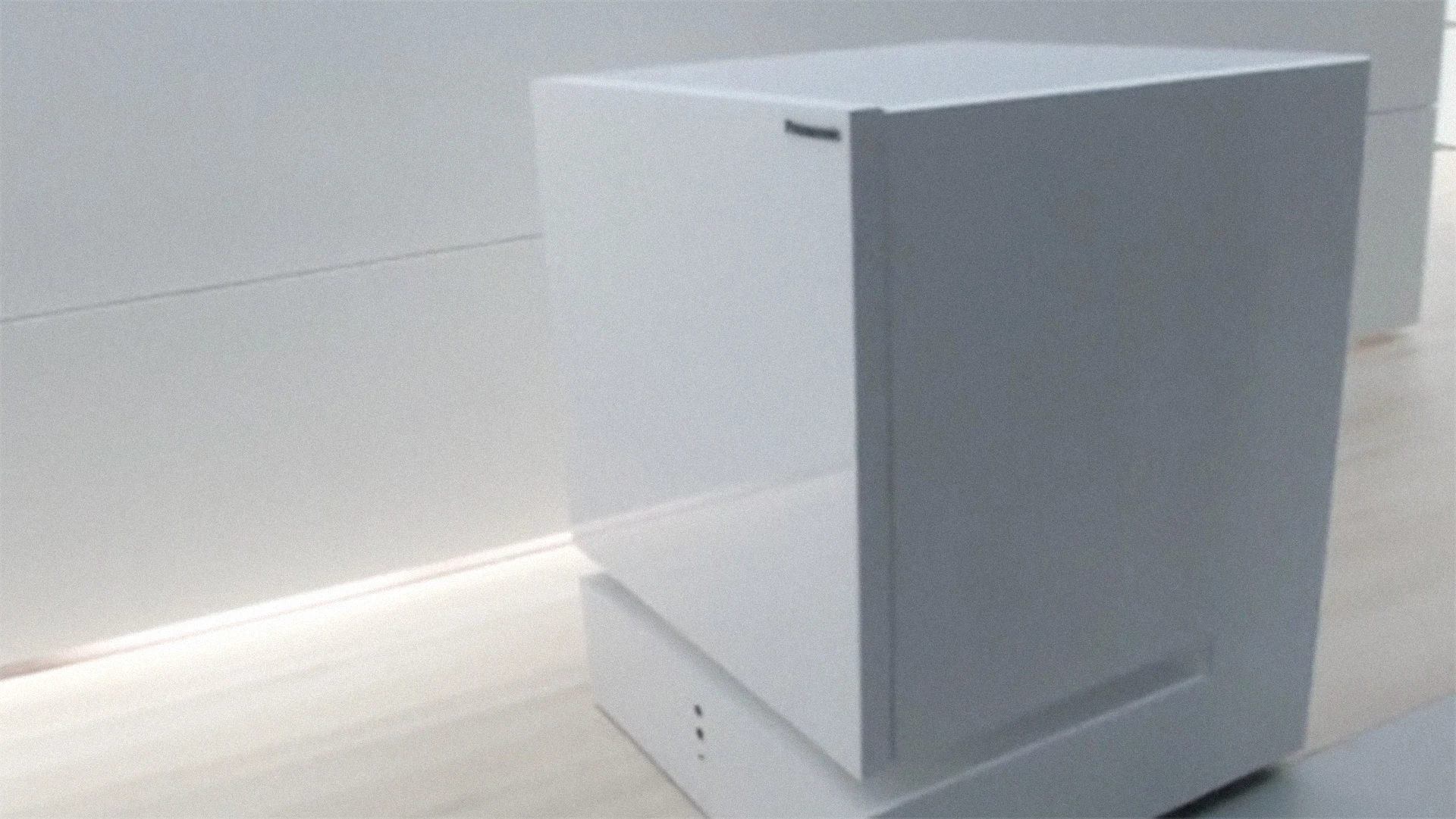 This robotic fridge brings the drinks to couch potatoes - Fast Company
