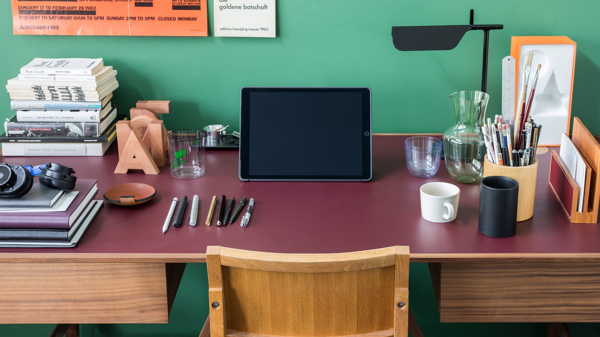 The Desks Of Top Creatives Prove That Offline Workspaces Still Matter ...