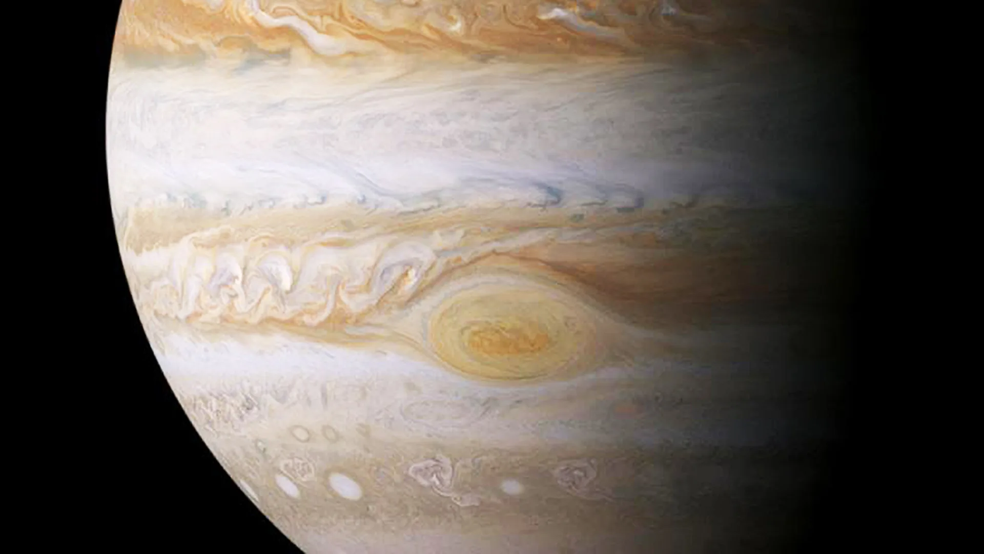 Jupiter's Great Red Spot might disappear in the next 20 years - Fast ...