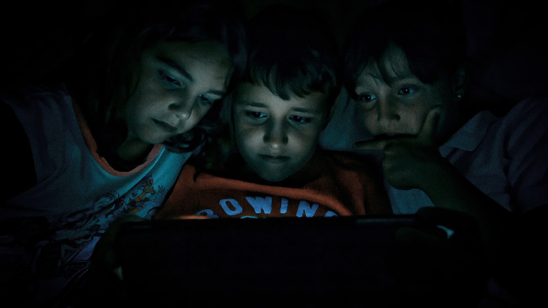 Sorry, Silicon Valley Won't Save Your Kids From Tech Addiction - Fast ...