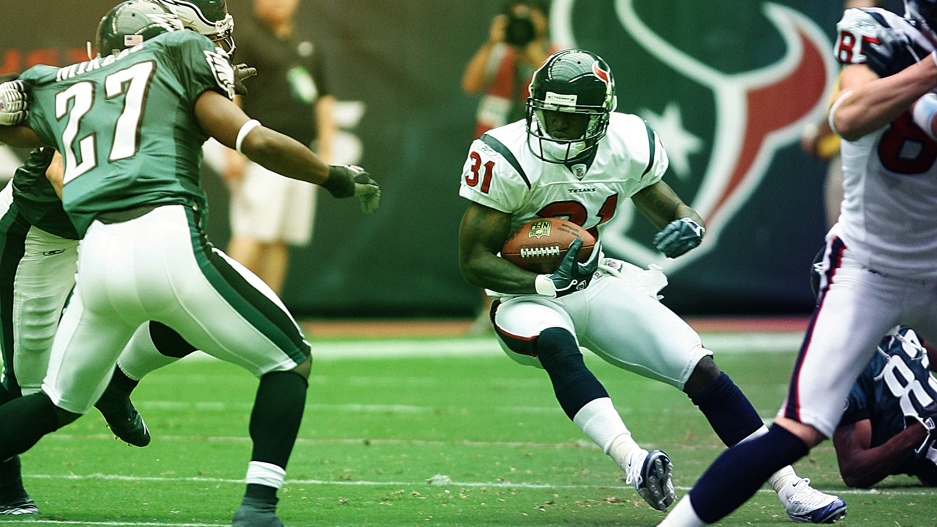 The NFL will now share player RFID data between all teams - Fast Company