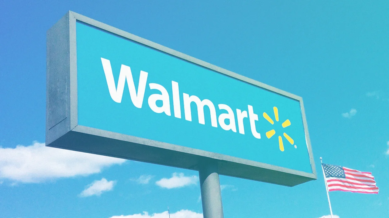 Walmart pulls "Impeach 45" T-shirts after Trump supporters threaten ...