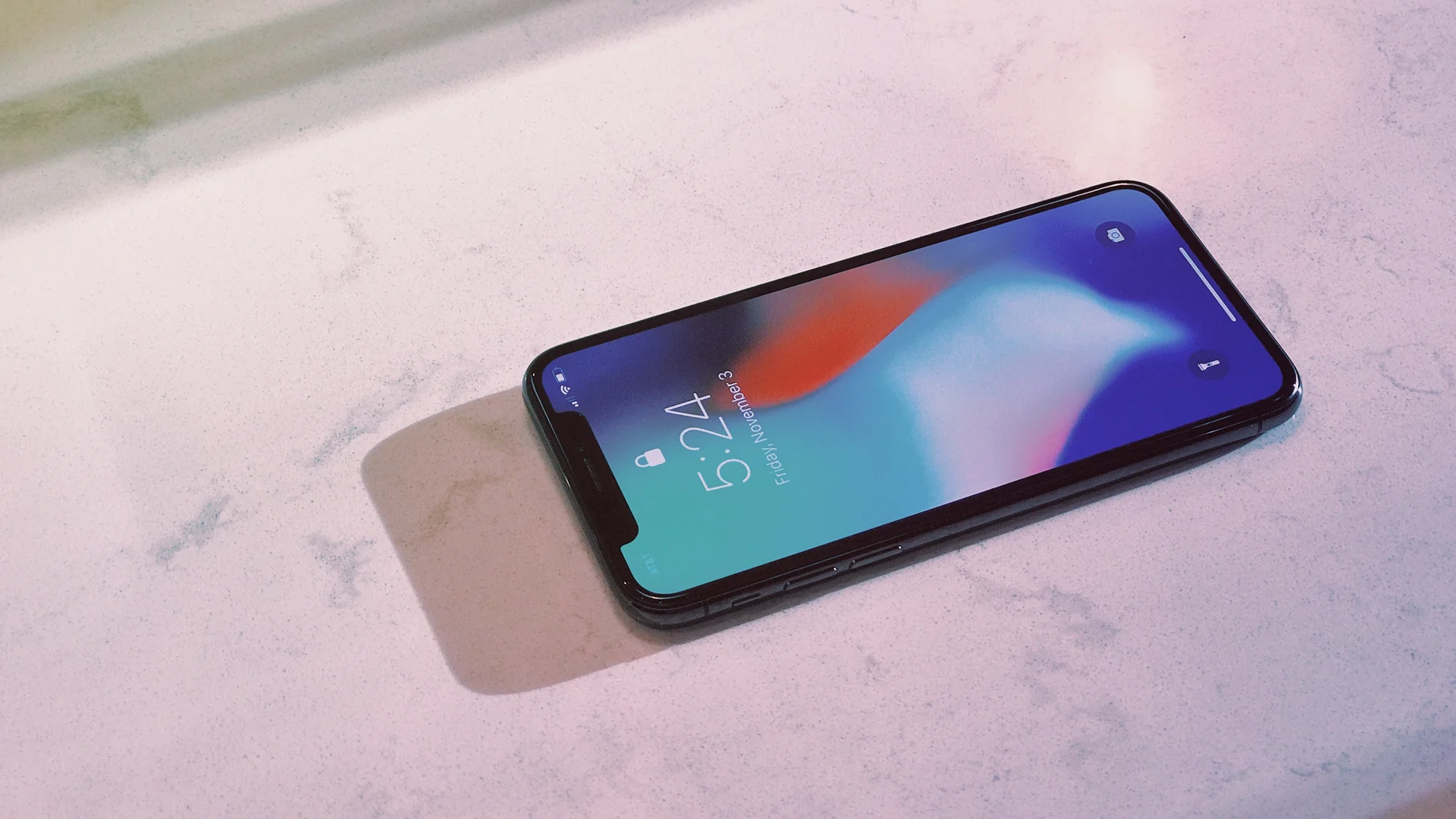 Owning an iPhone is a common indicator that you're rich - Fast Company