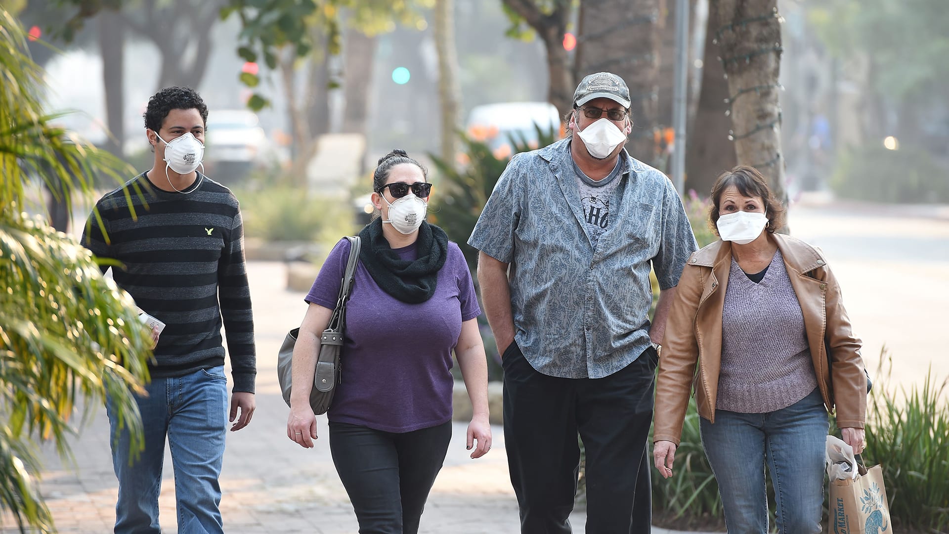 Healthy air for all: California volunteers supply more face masks than ...
