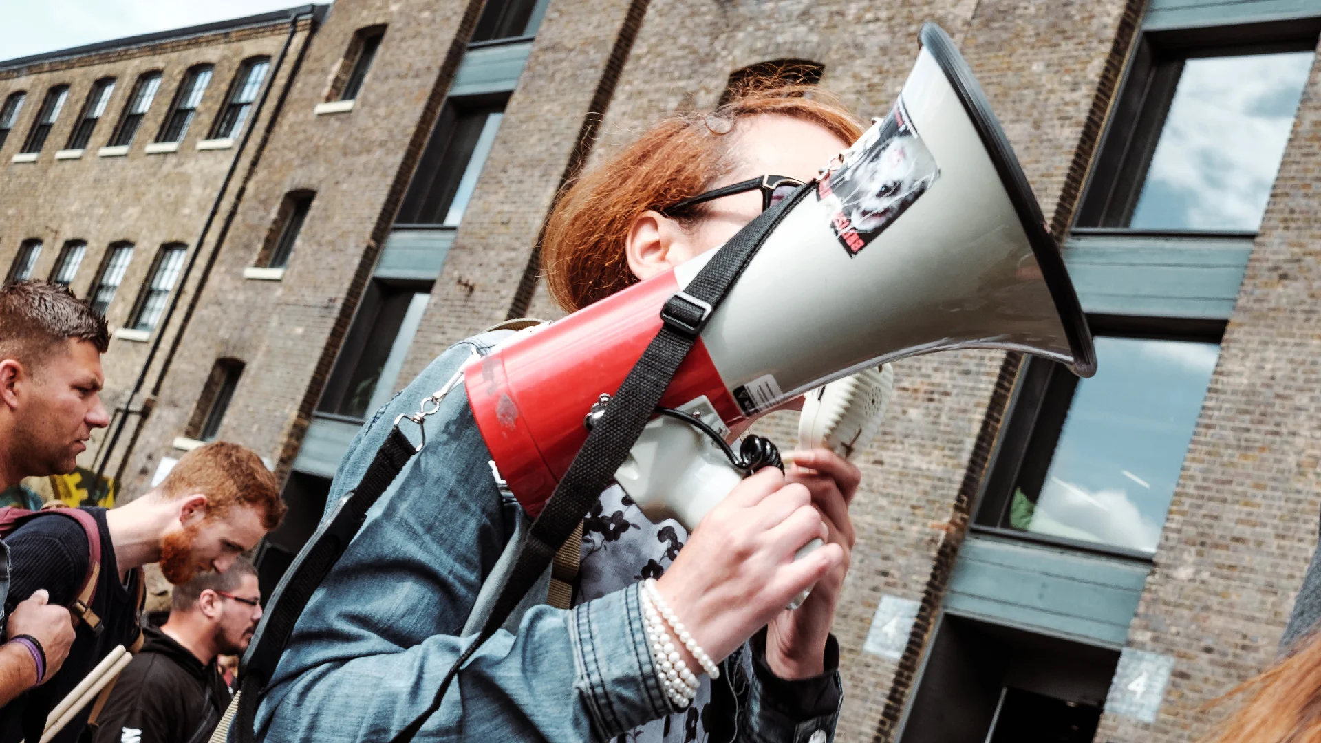 Brooklyn students walk out of school over Zuckerberg-backed learning ...