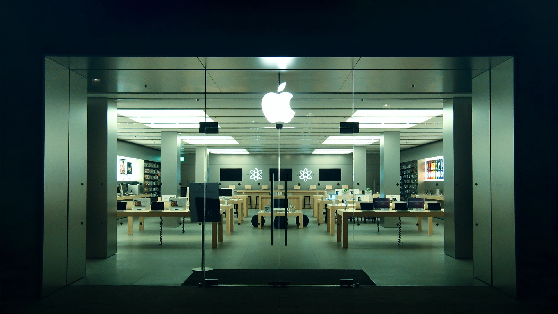 The disturbing truth behind Apple's bad iPhone news - Fast Company