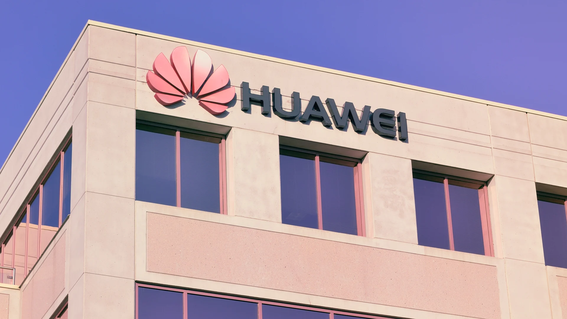 Google, Qualcomm, Intel, and Broadcom all cut ties with Huawei - Fast ...