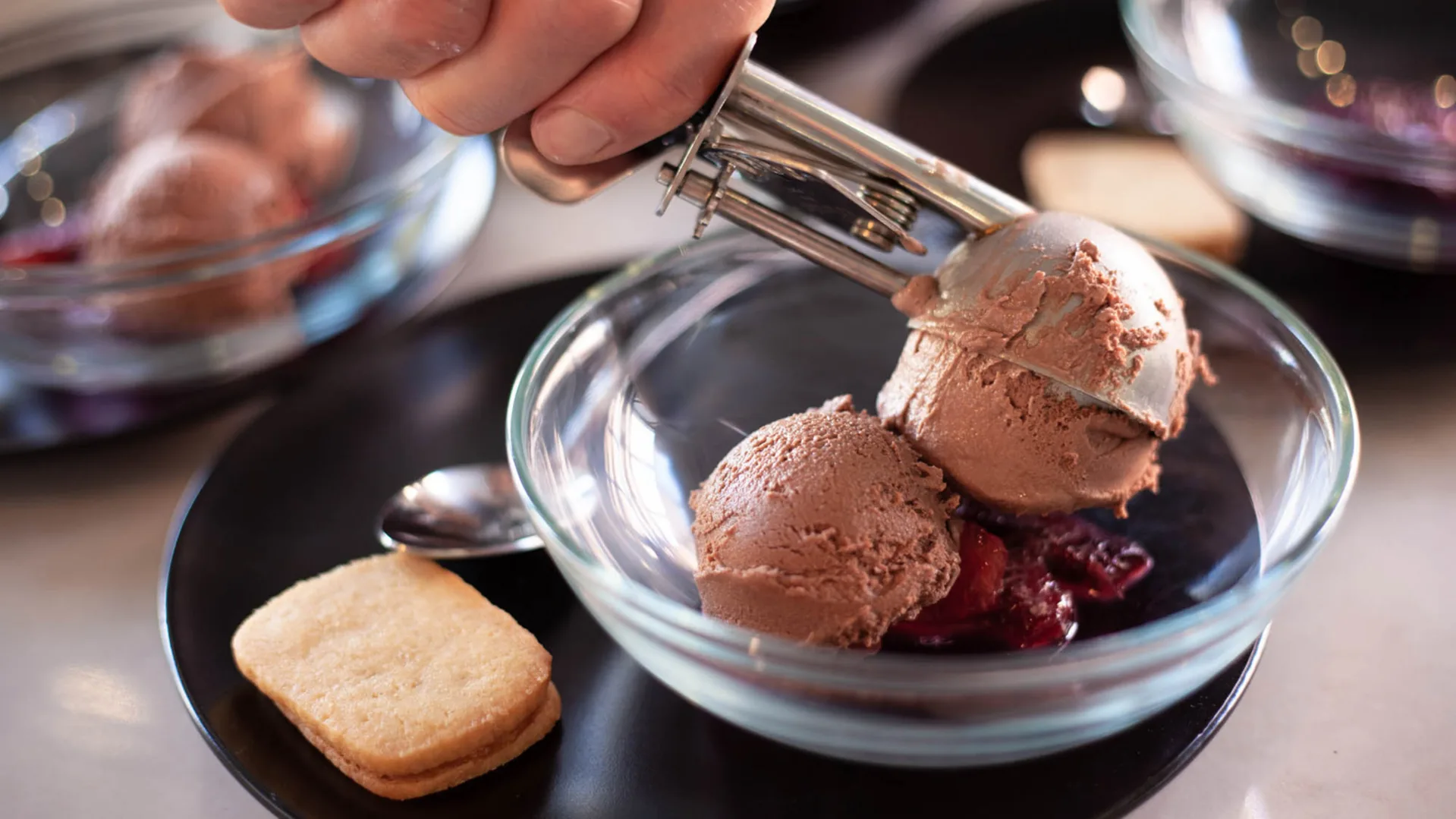 I couldn't tell this delicious lab-grown ice cream didn't come from a ...