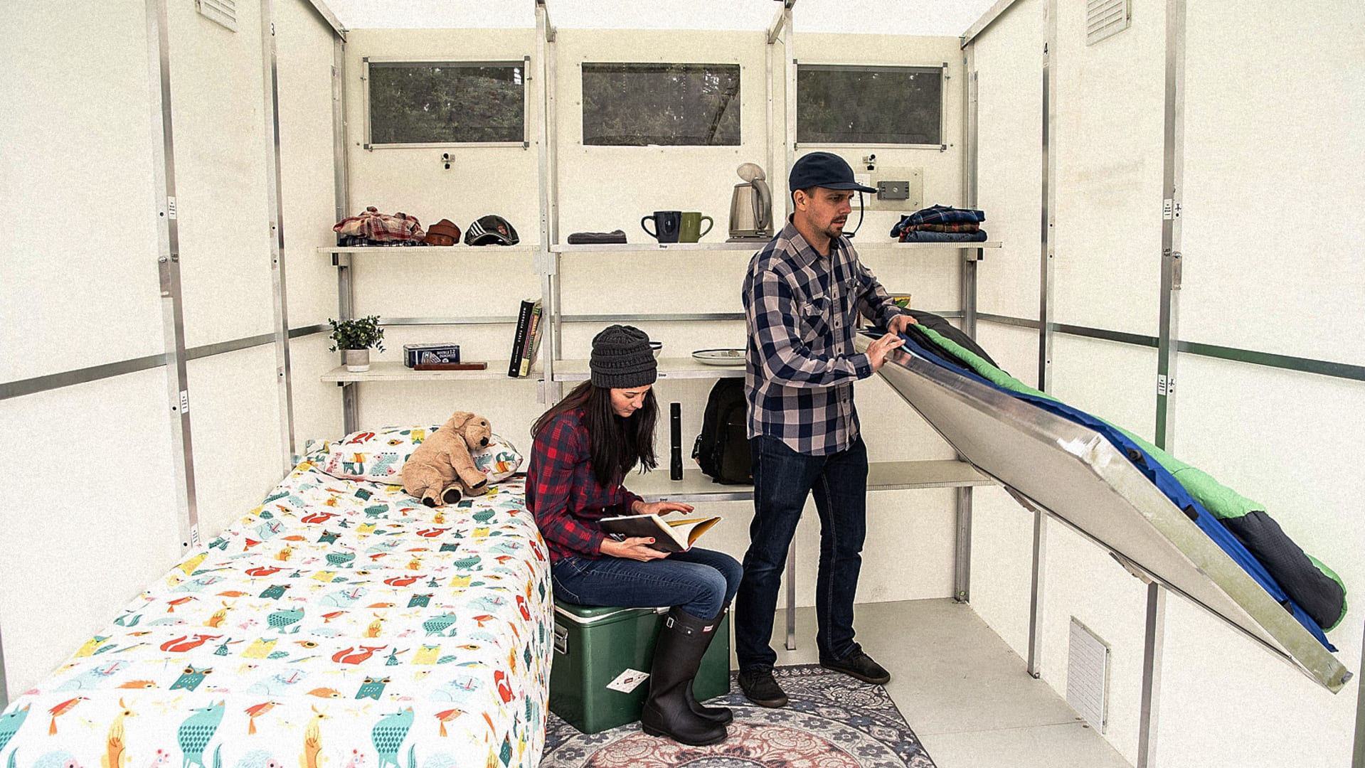 These easy-to-build shelters are helping cities quickly provide cover ...