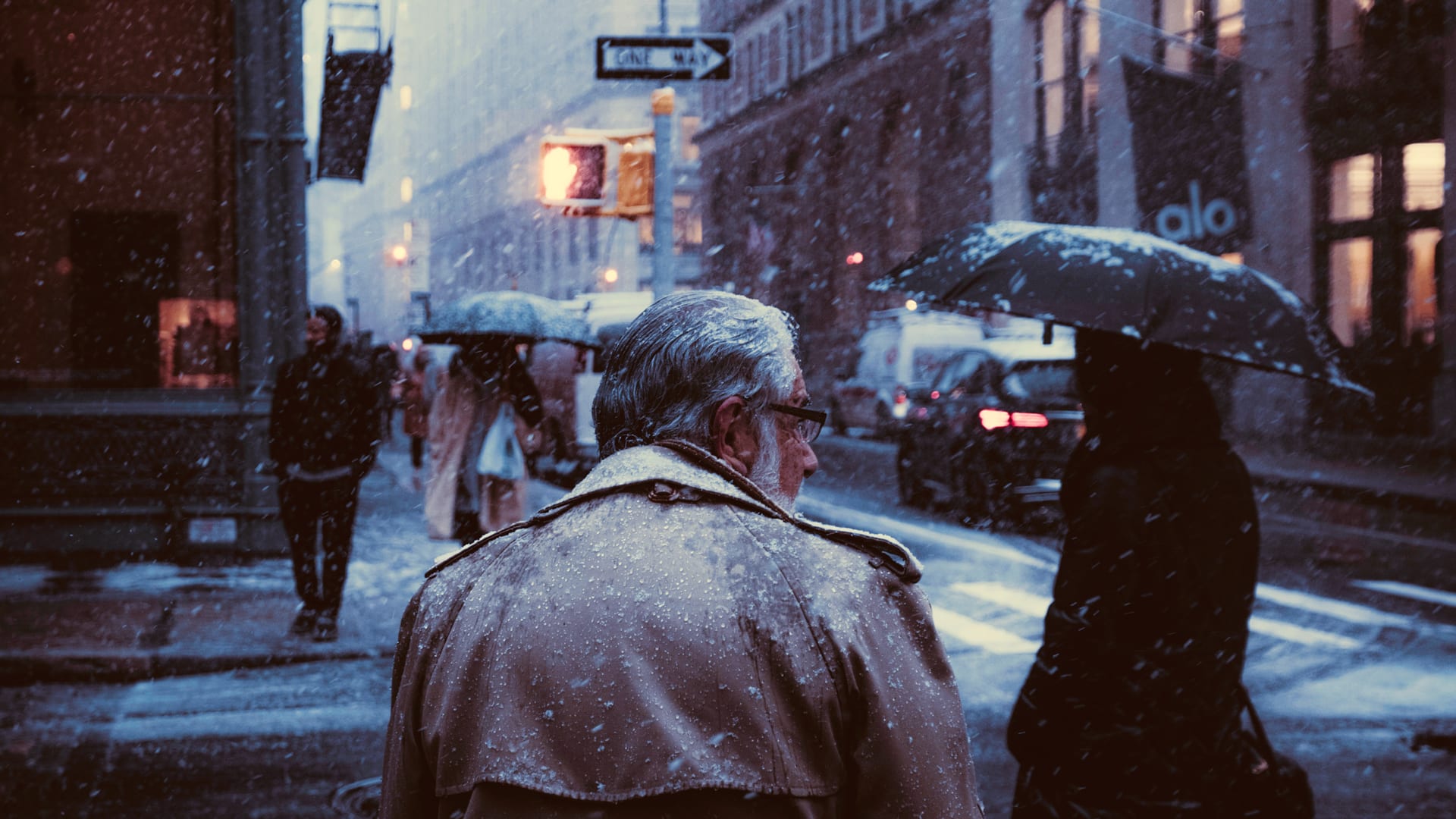 15 weird warning signs that winter could be a frigid hellscape ...