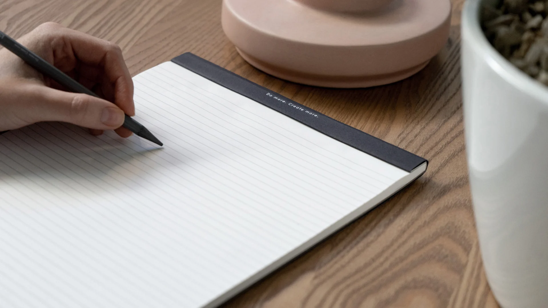 This company wants to disrupt the $90B paper industry with books made ...