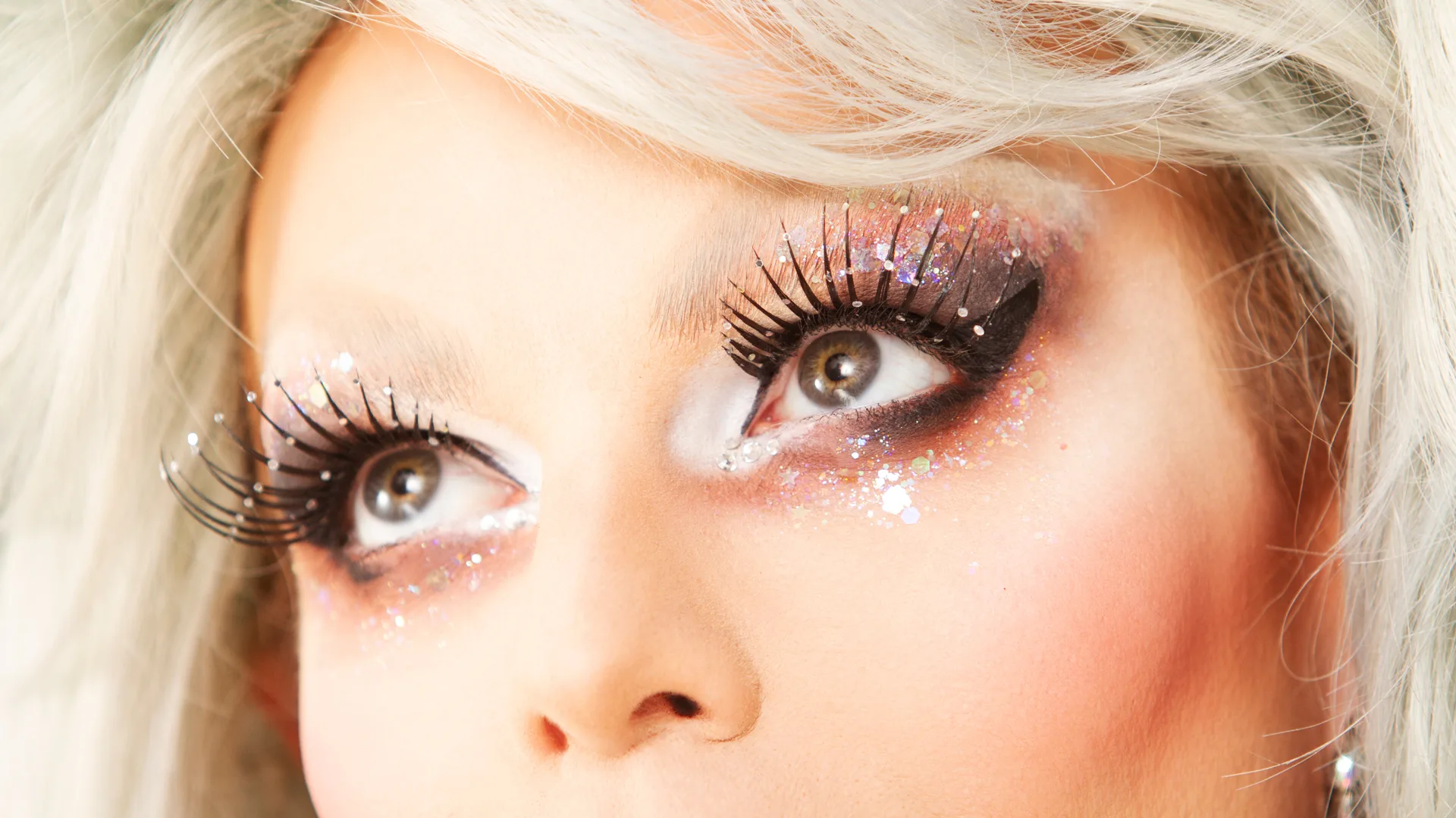 'RuPaul's Drag Race' star Willam Belli launches new makeup line ...