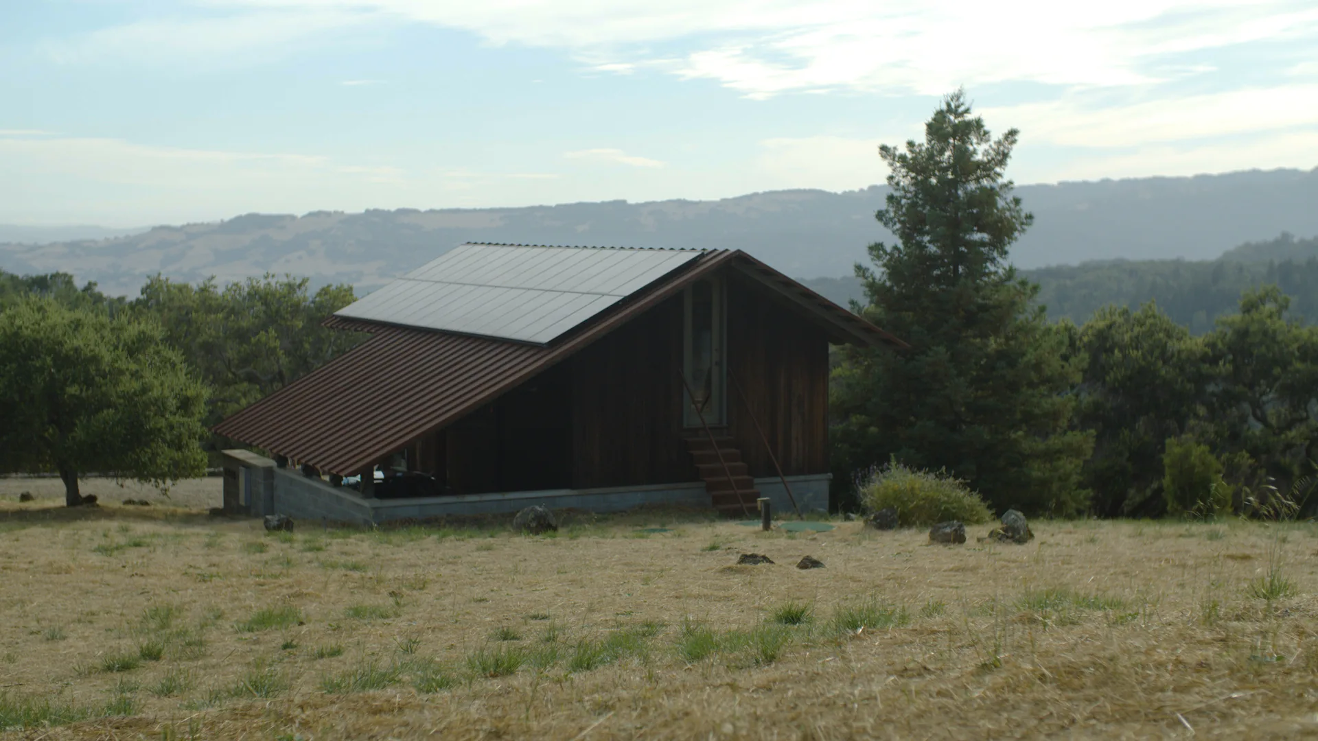 To keep the lights on during California's blackouts, people are using ...