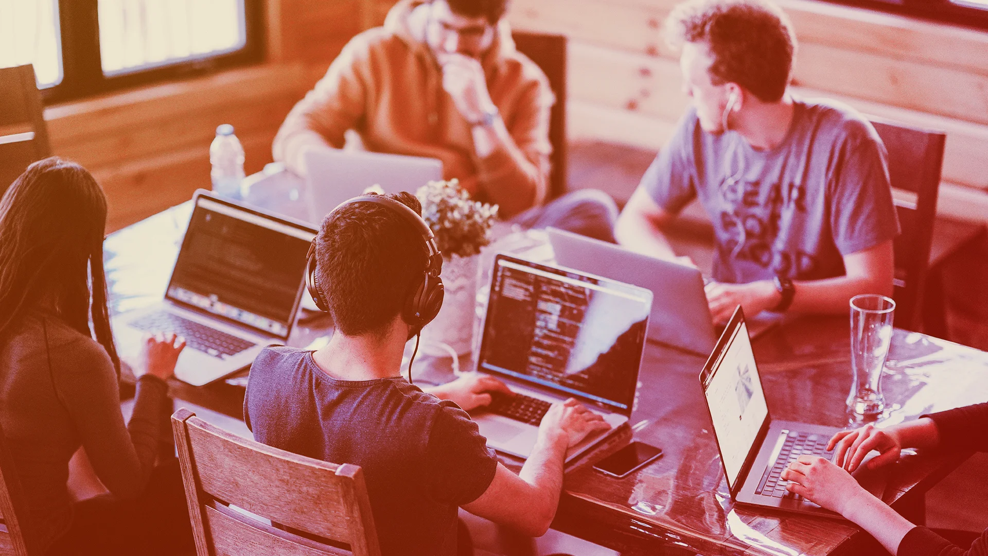 People hate open offices so much that they create 'fourth walls' for ...