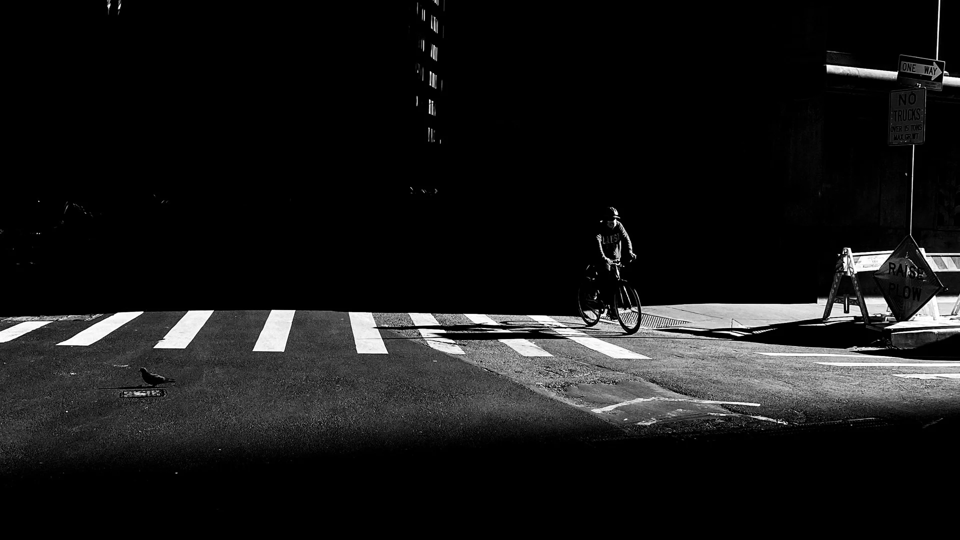 NYC records day of zero COVID-19 deaths, as infection rate spikes ...