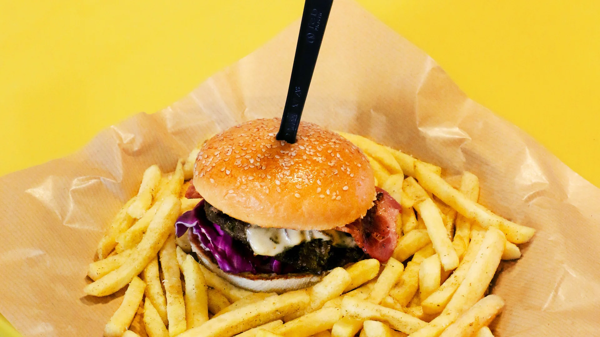 How food delivery upstarts are fighting the tyranny of Grubhub - Fast ...