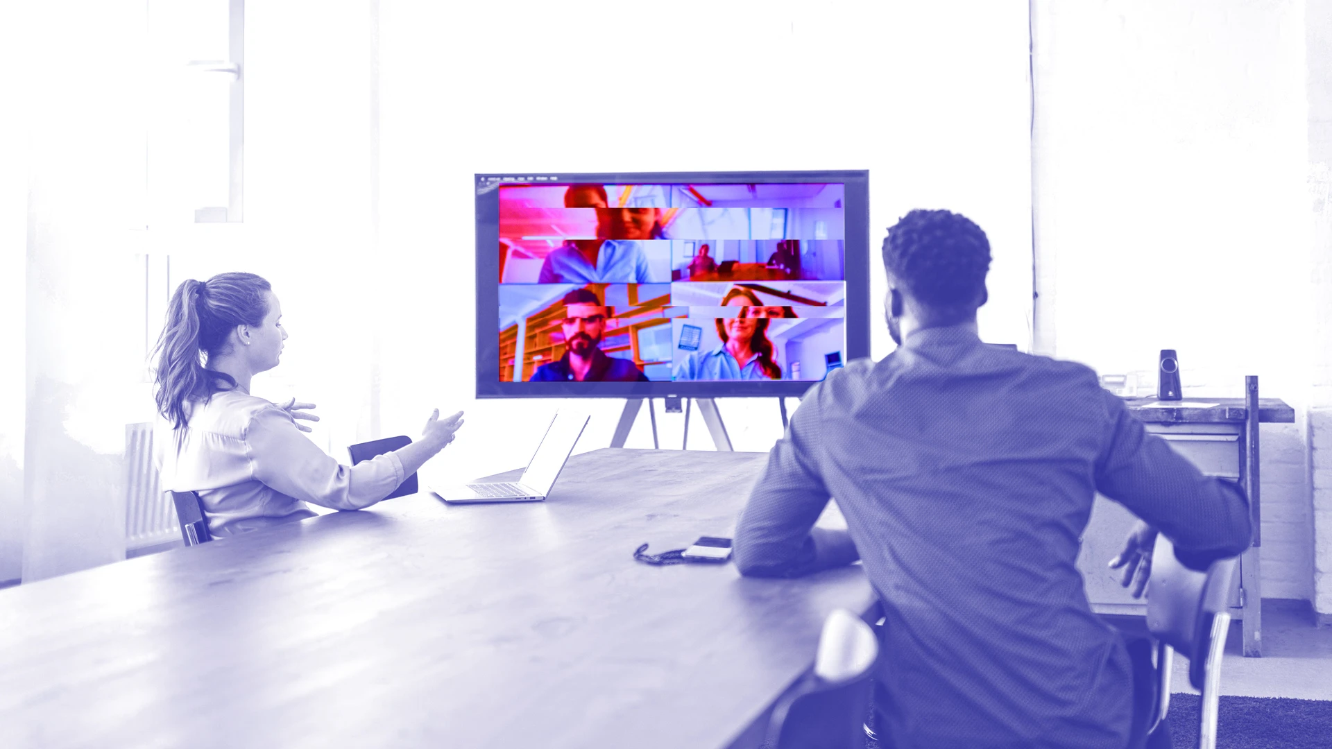 9 tips and tools for effectively managing your hybrid meetings - Fast ...