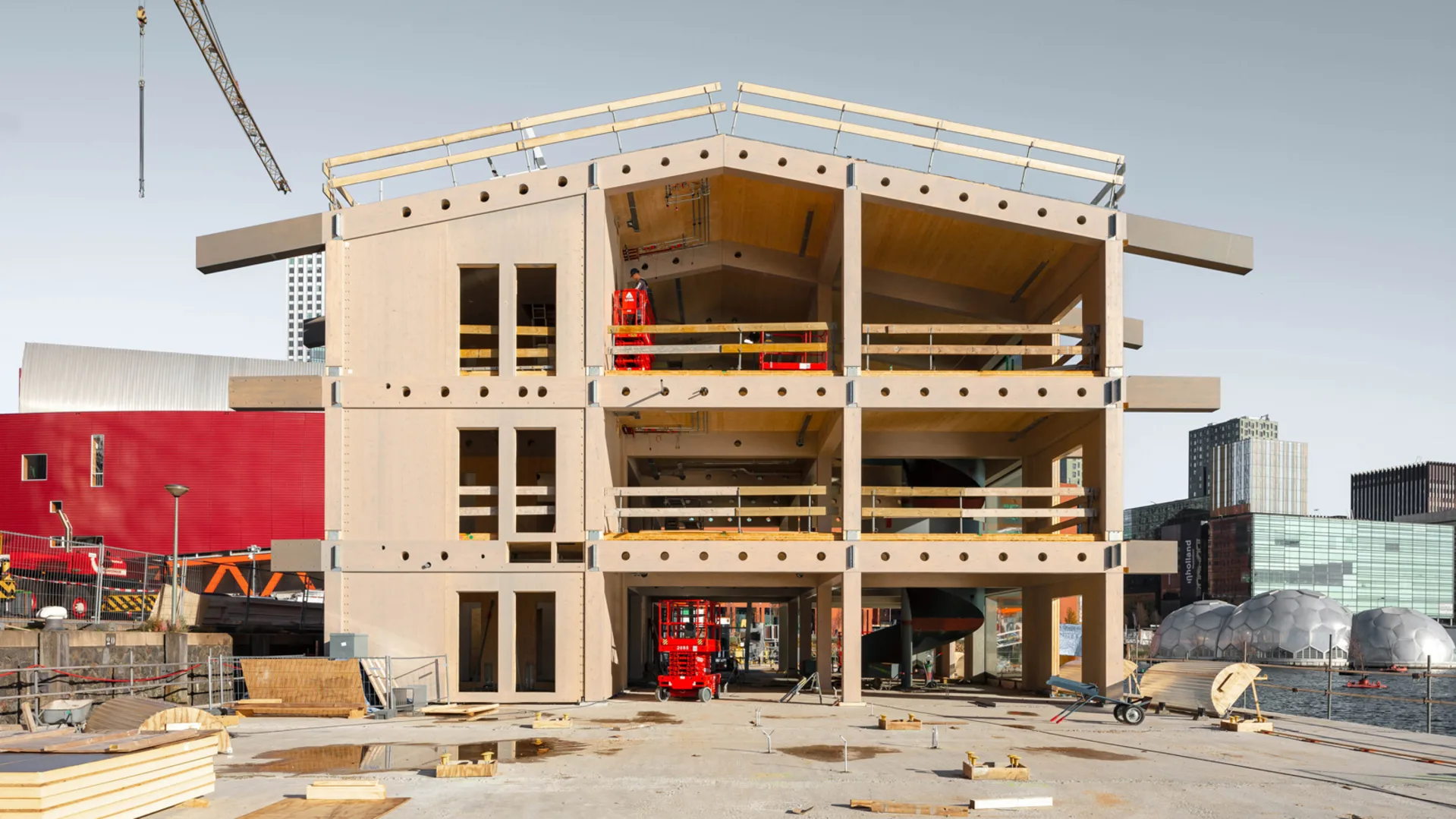 90% of Rotterdam is below sea level. So the city built an office ...