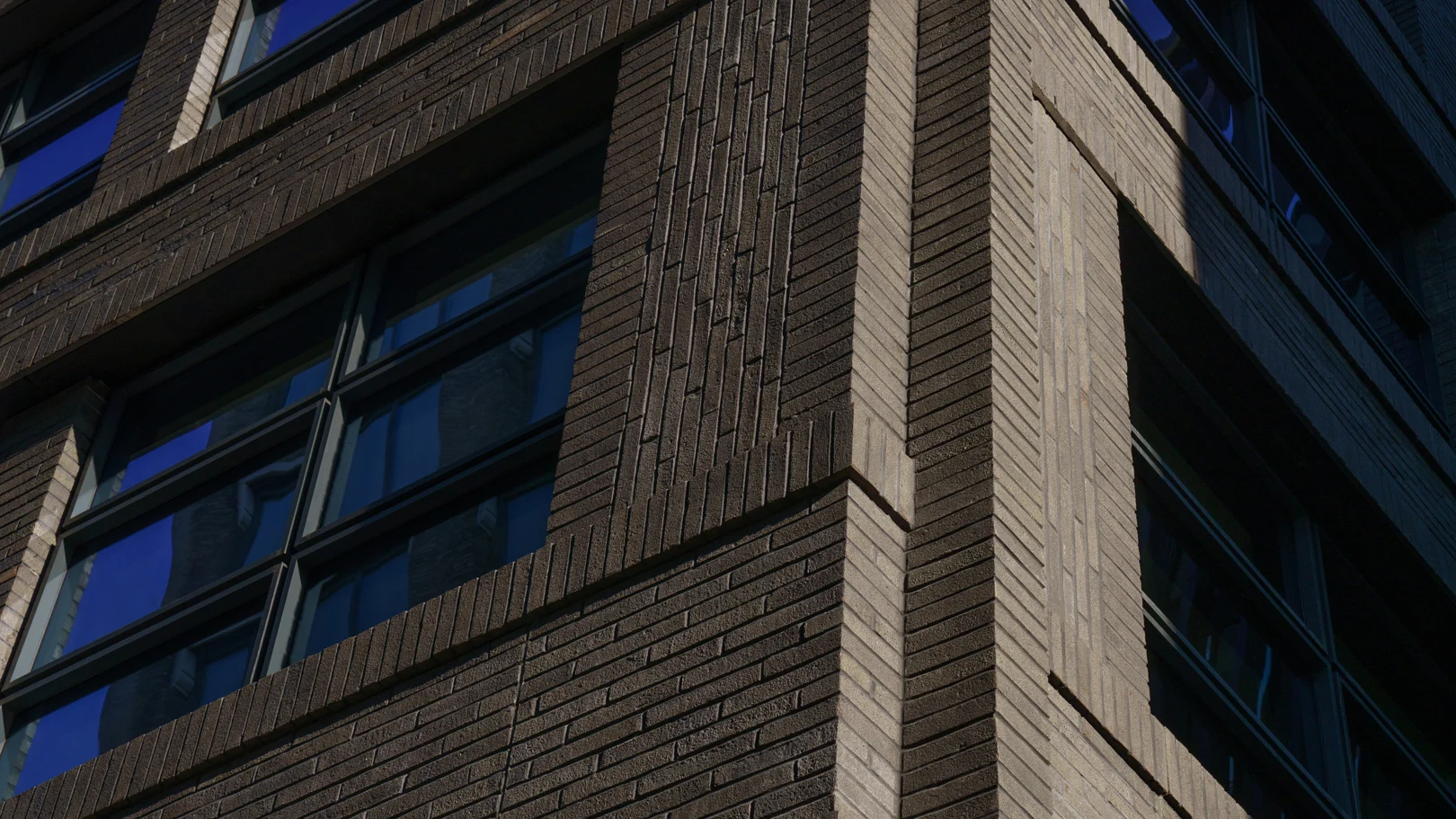A new brick building in Manhattan is made of 577,367 pounds of recycled ...