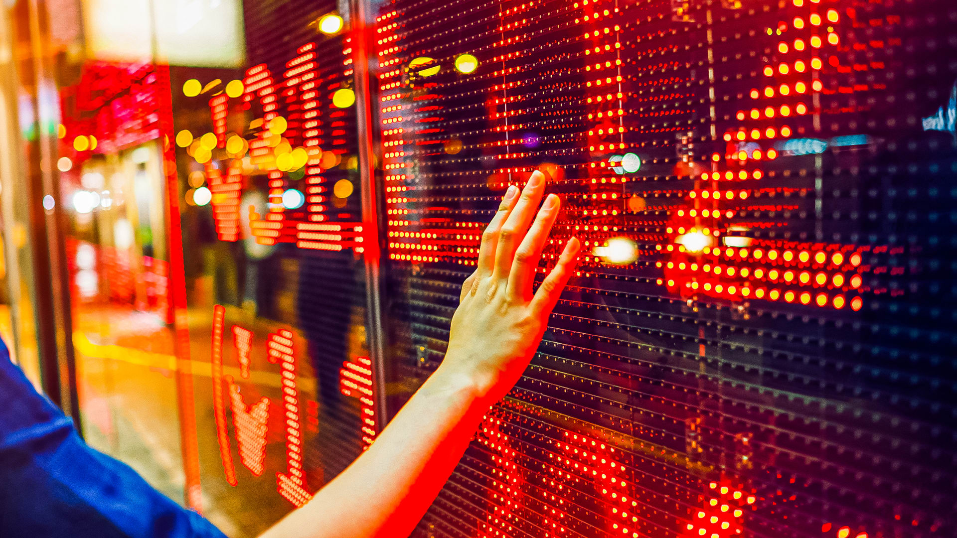 China buys 'golden shares' in Alibaba and Tencent