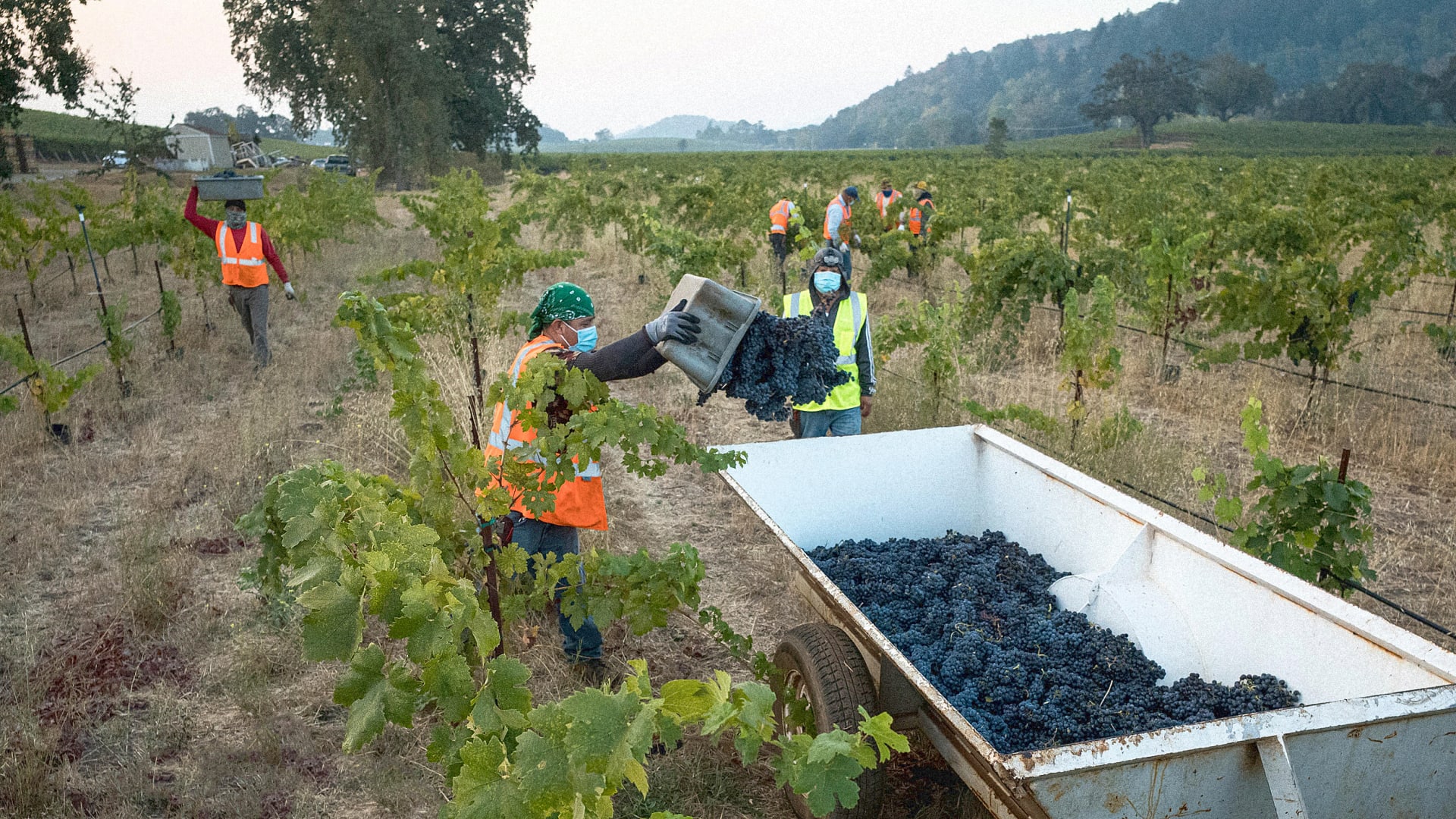 Inside the fight for a $1 million fund to help California's low-wage ...