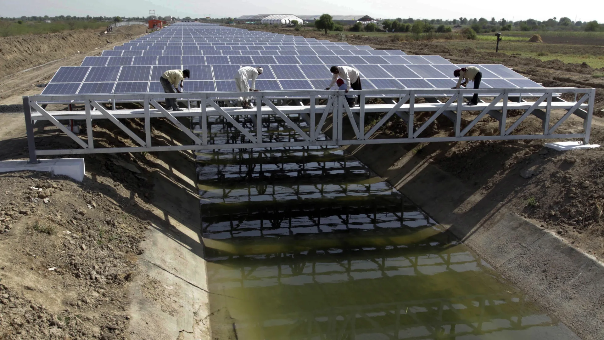 These canals in California are about to be covered with solar panels