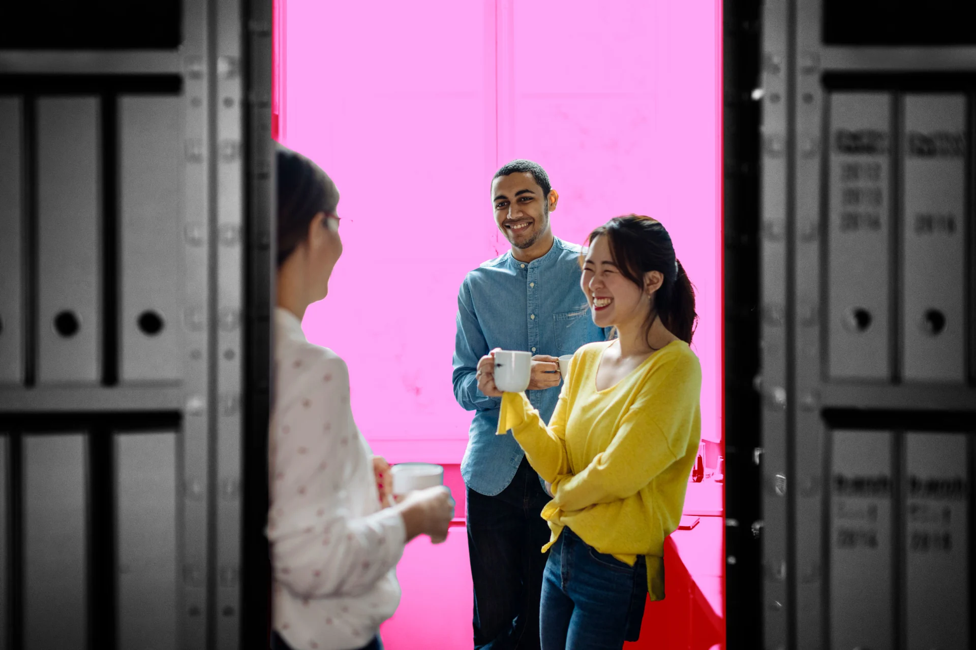 How to make friends at work your first week on the job