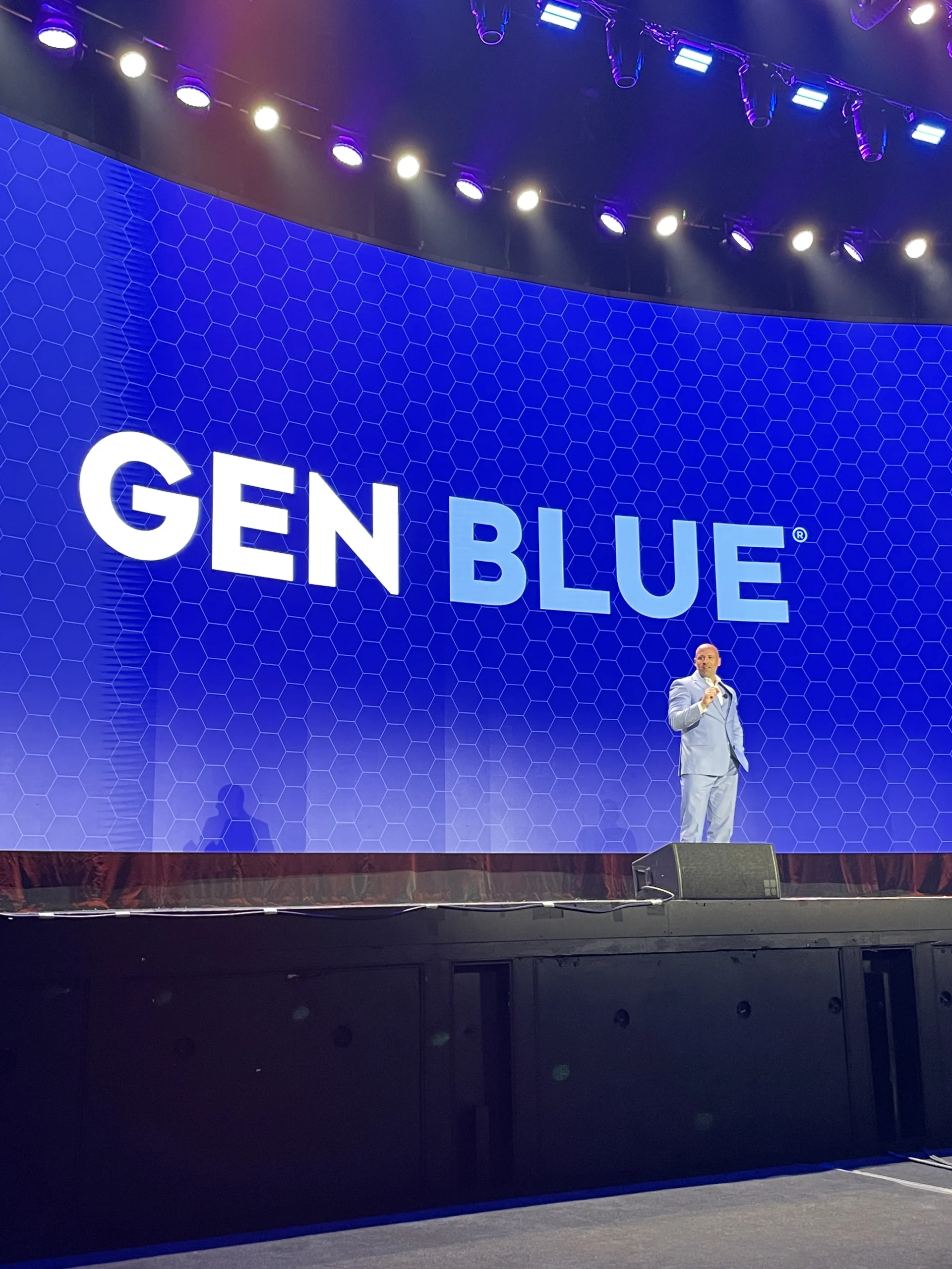 5 tips for mastering your first 30 days as a new leader