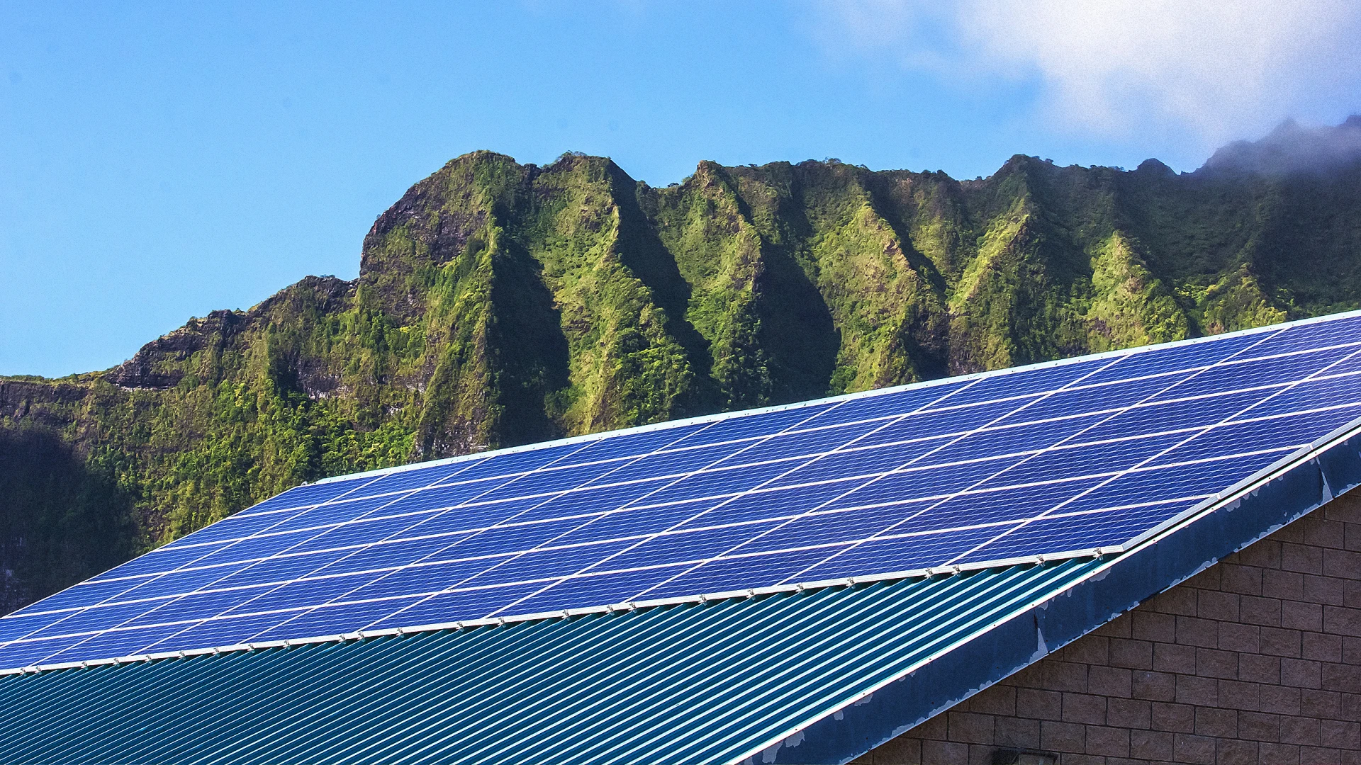 Hawaii is at the forefront of clean energy (or is it?)