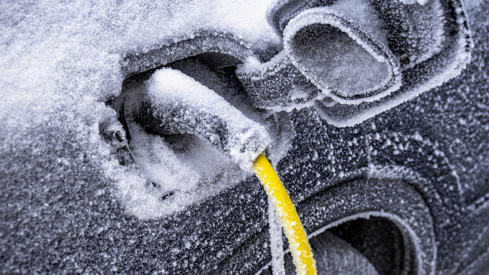 Why lithium-ion batteries don’t work well in cold environments