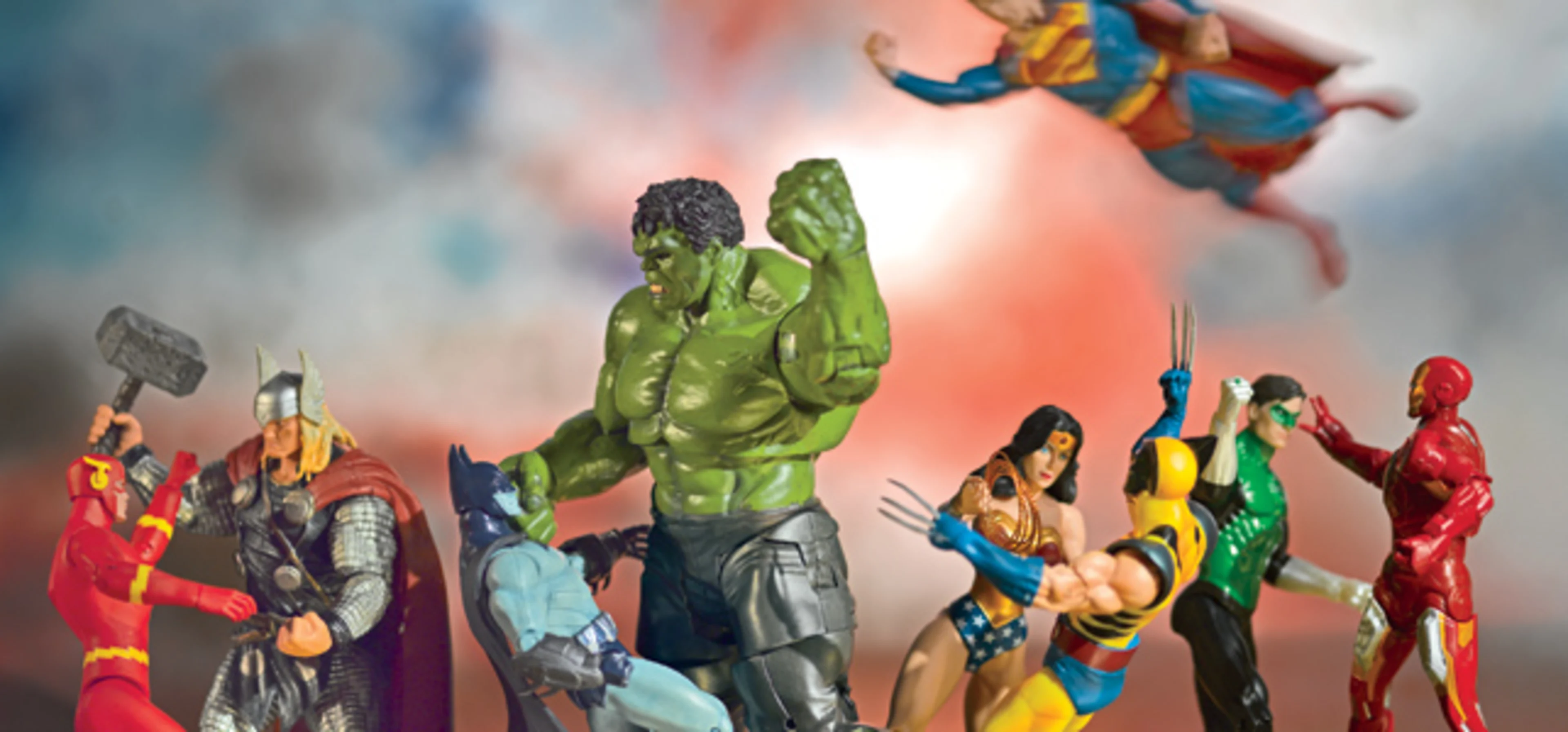 In Marvel And DC's Battle Of The Superheroes, Can The Hulk Kick Batman ...