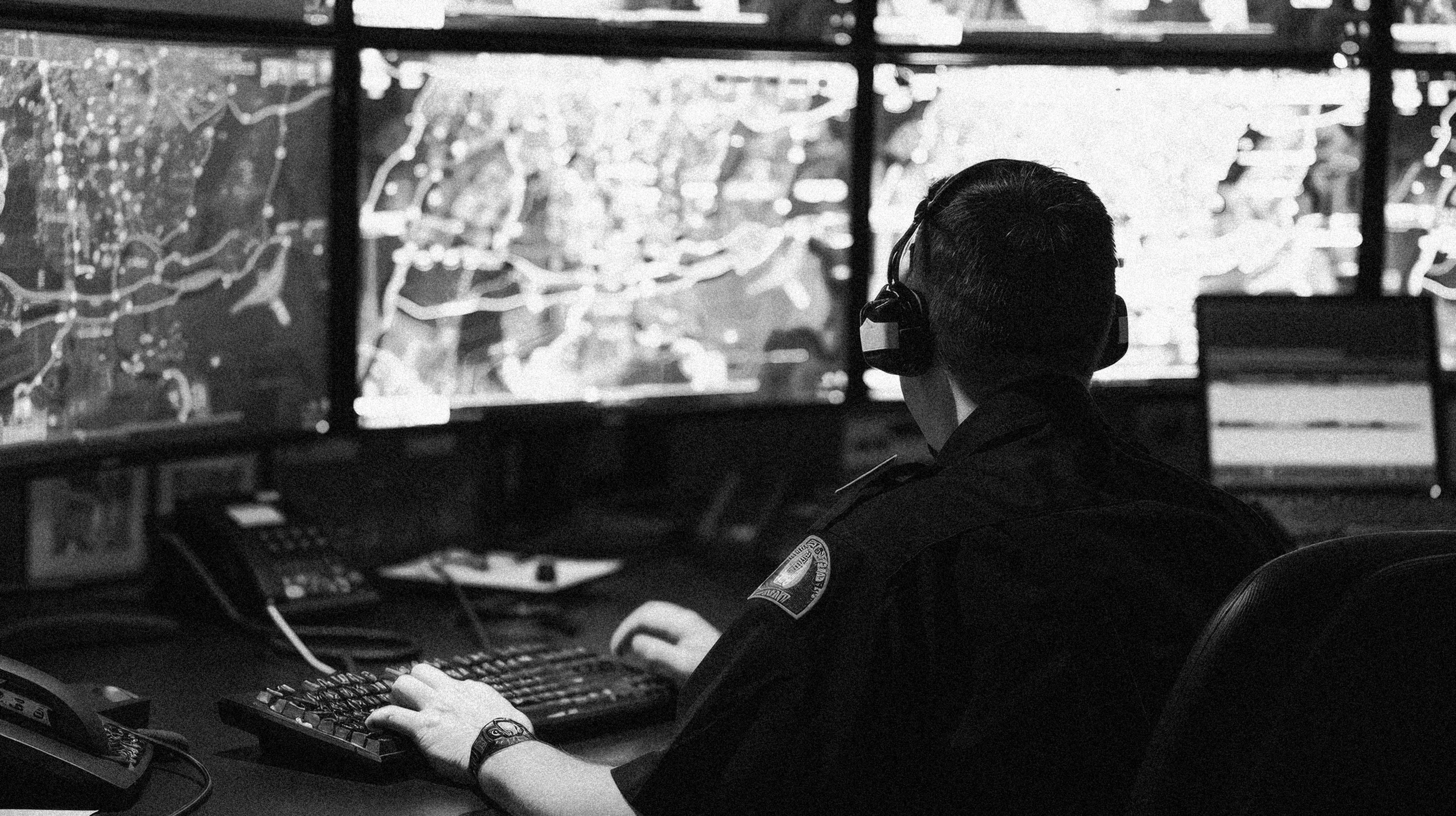 This startup is bringing photos—and even video—to 911 calls - Fast Company