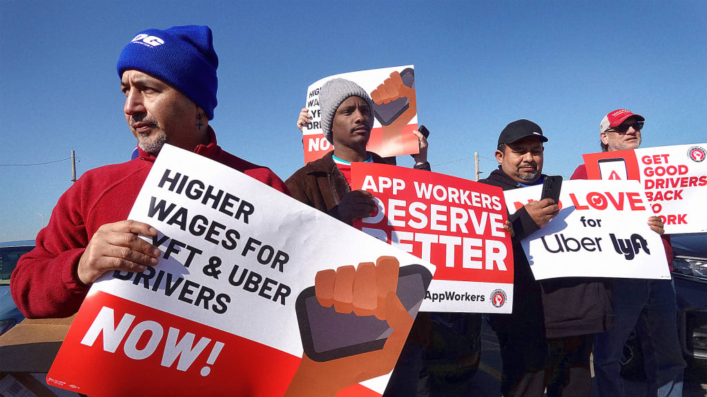 How Uber and Lyft drivers across the country are banding together to ...