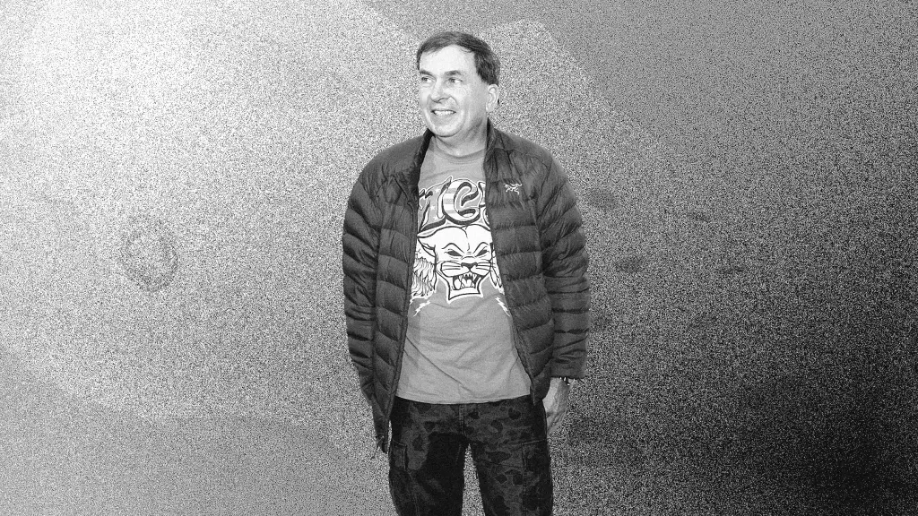 Former lead Yeezy designer Steven Smith joins Crocs as head of creative ...